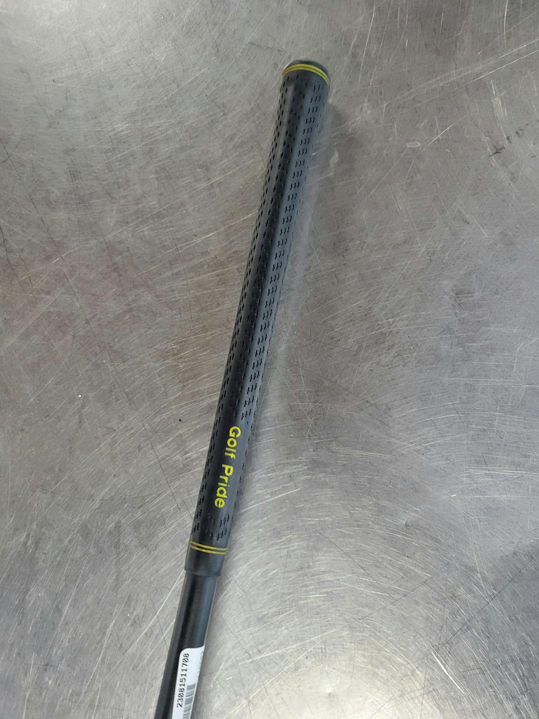 Used Cleveland Launcher 400 Regular Flex Graphite Shaft Drivers ...