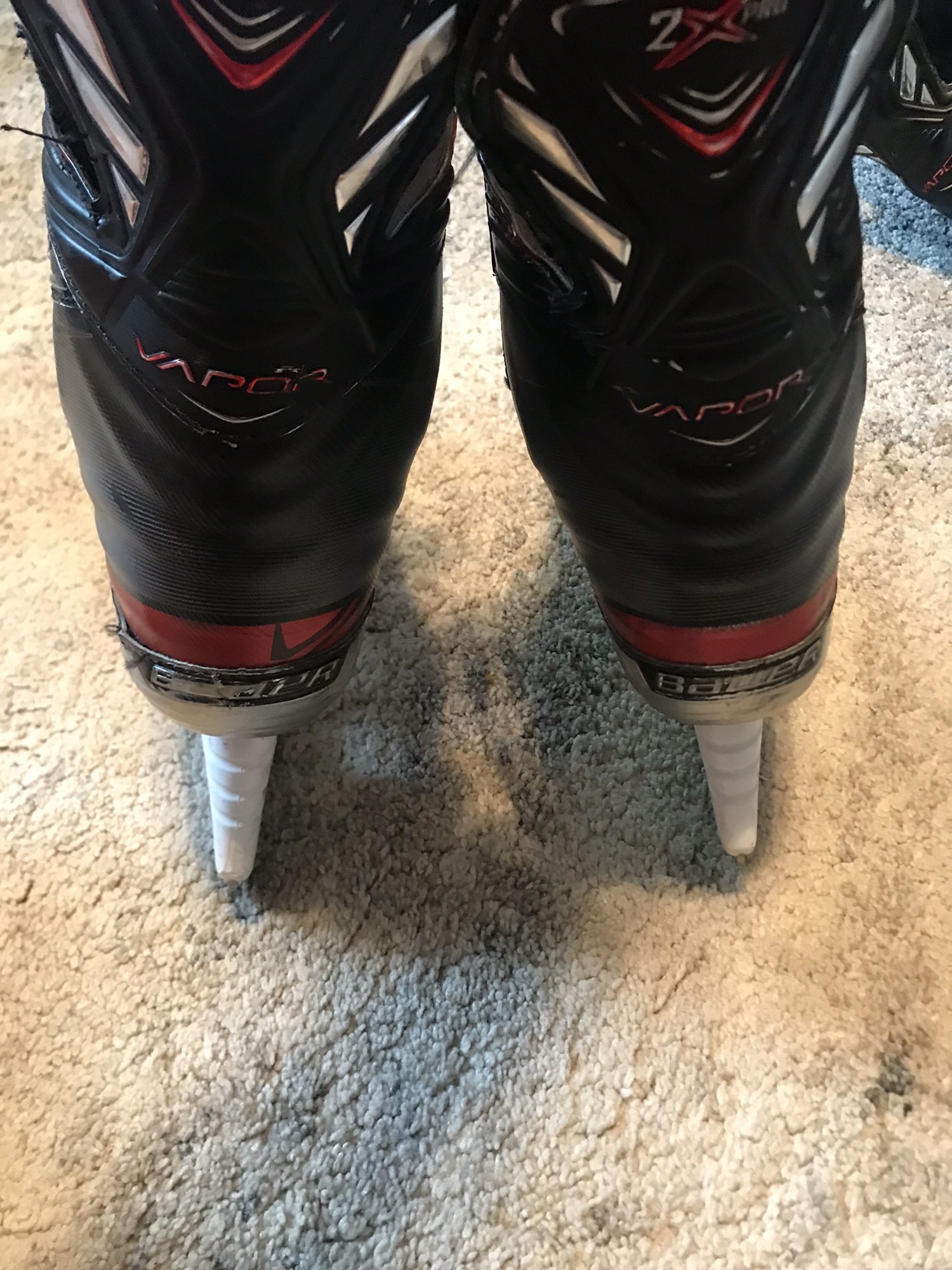 Bauer Vapor 2X Pro Skates Size 8.5 Pro Stock - V Cut Mosoca Style (Tiny ...