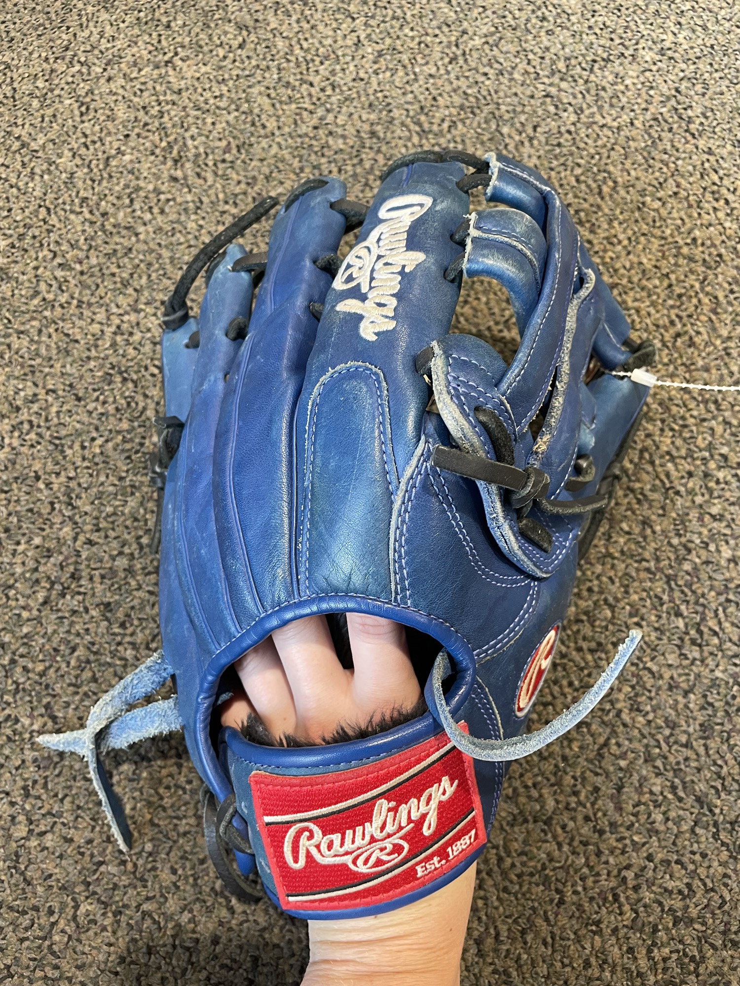 Blue Used Rawlings Gold Glove Elite Right Hand Throw Baseball Glove 12.75" | SidelineSwap