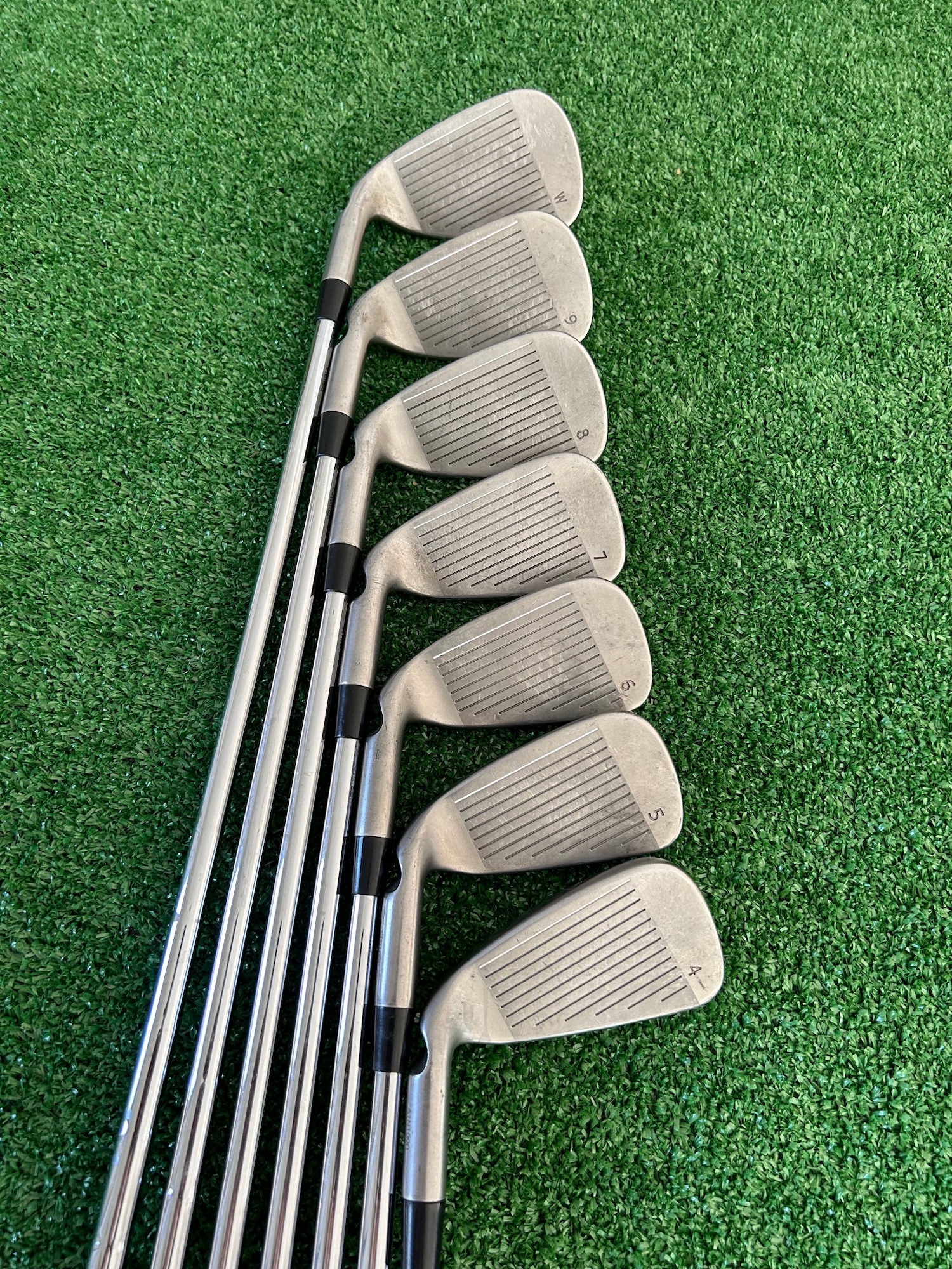 Ping G Iron Set 4-W / Ping AWT 2.0 Regular | SidelineSwap