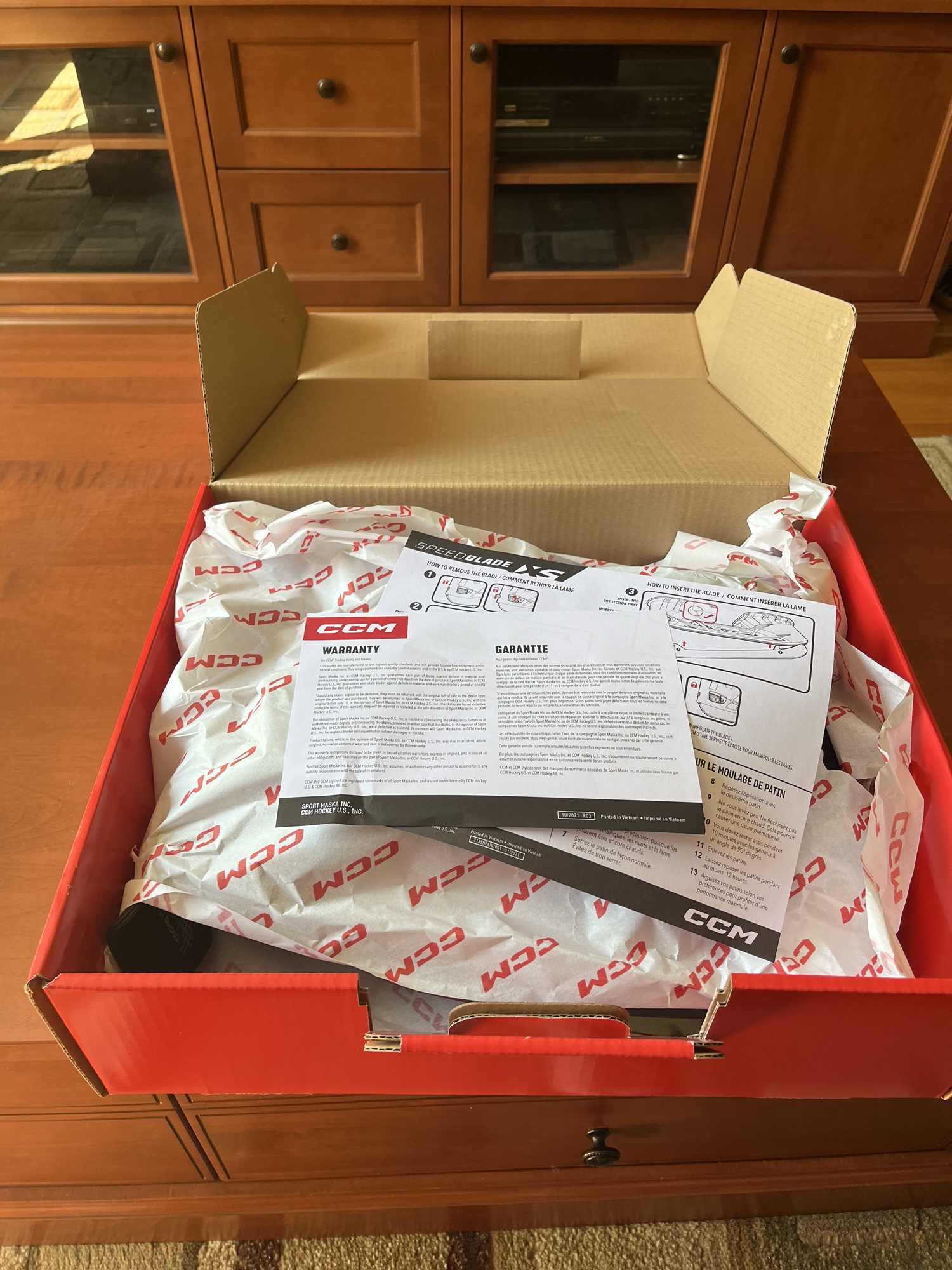 New CCM Tacks XF Pro 8.5 Wide Skates With STEP BlackSteel | SidelineSwap