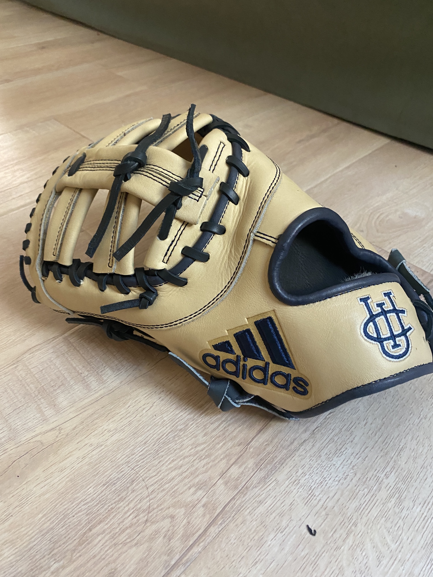 UCI College Issue Adidas EQT Baseball Glove | SidelineSwap