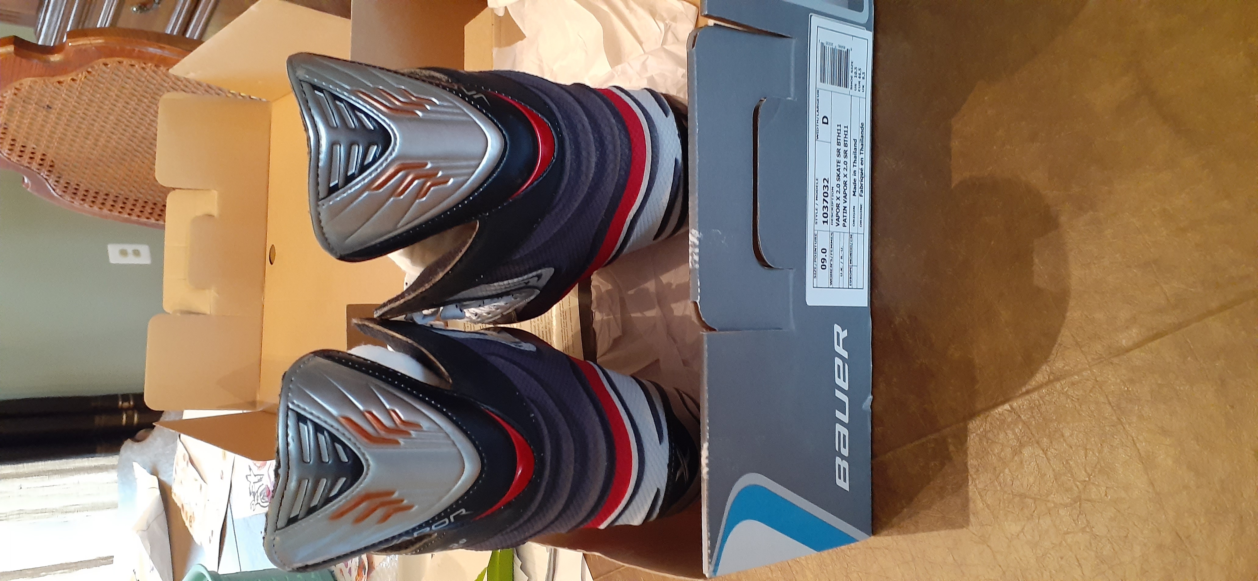 New Senior Bauer Vapor X2.0 Hockey Skates Regular Width 9 (US 10.5 ...