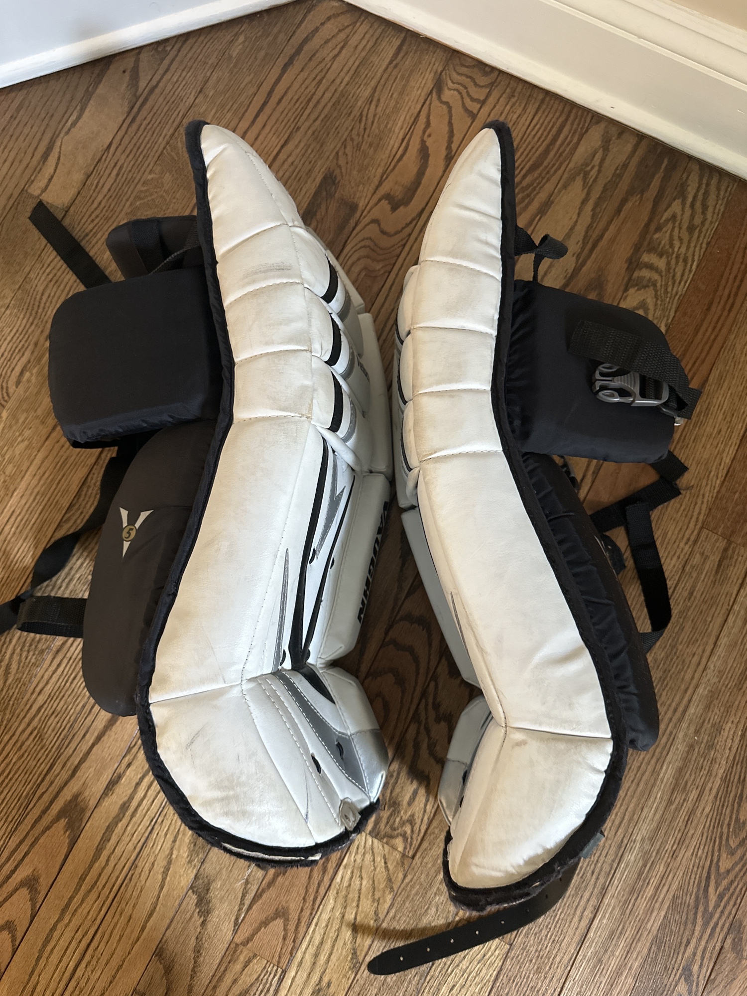 Used Vaughn Velocity V5 Goalie Leg Pads | SidelineSwap