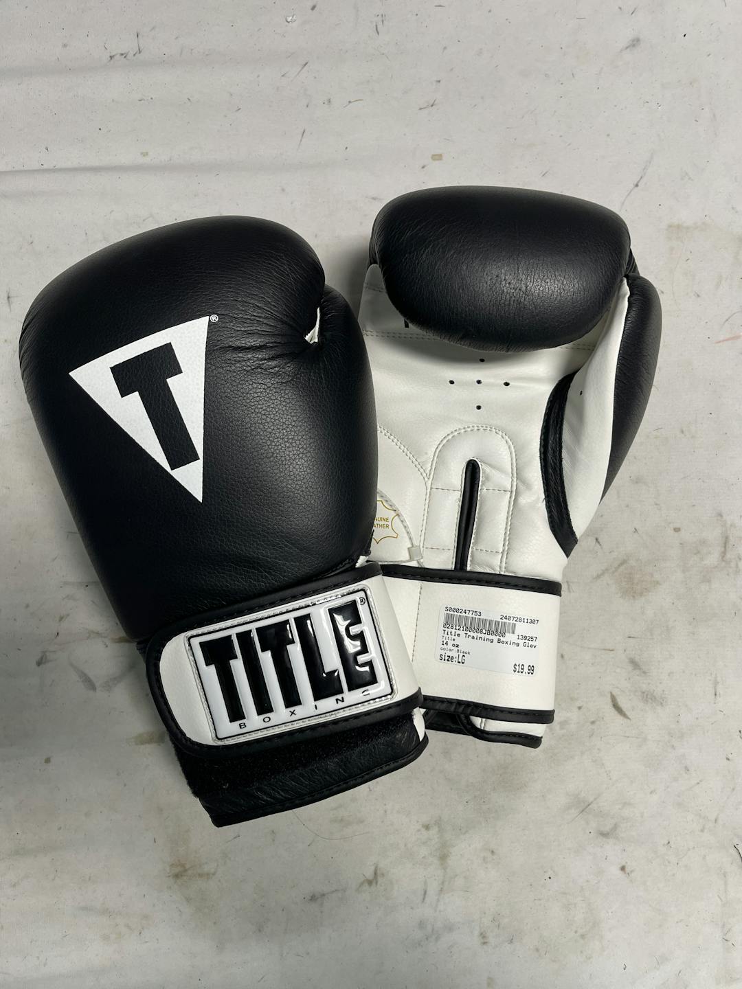 Used Title Lg 14 Oz Boxing Gloves | SidelineSwap