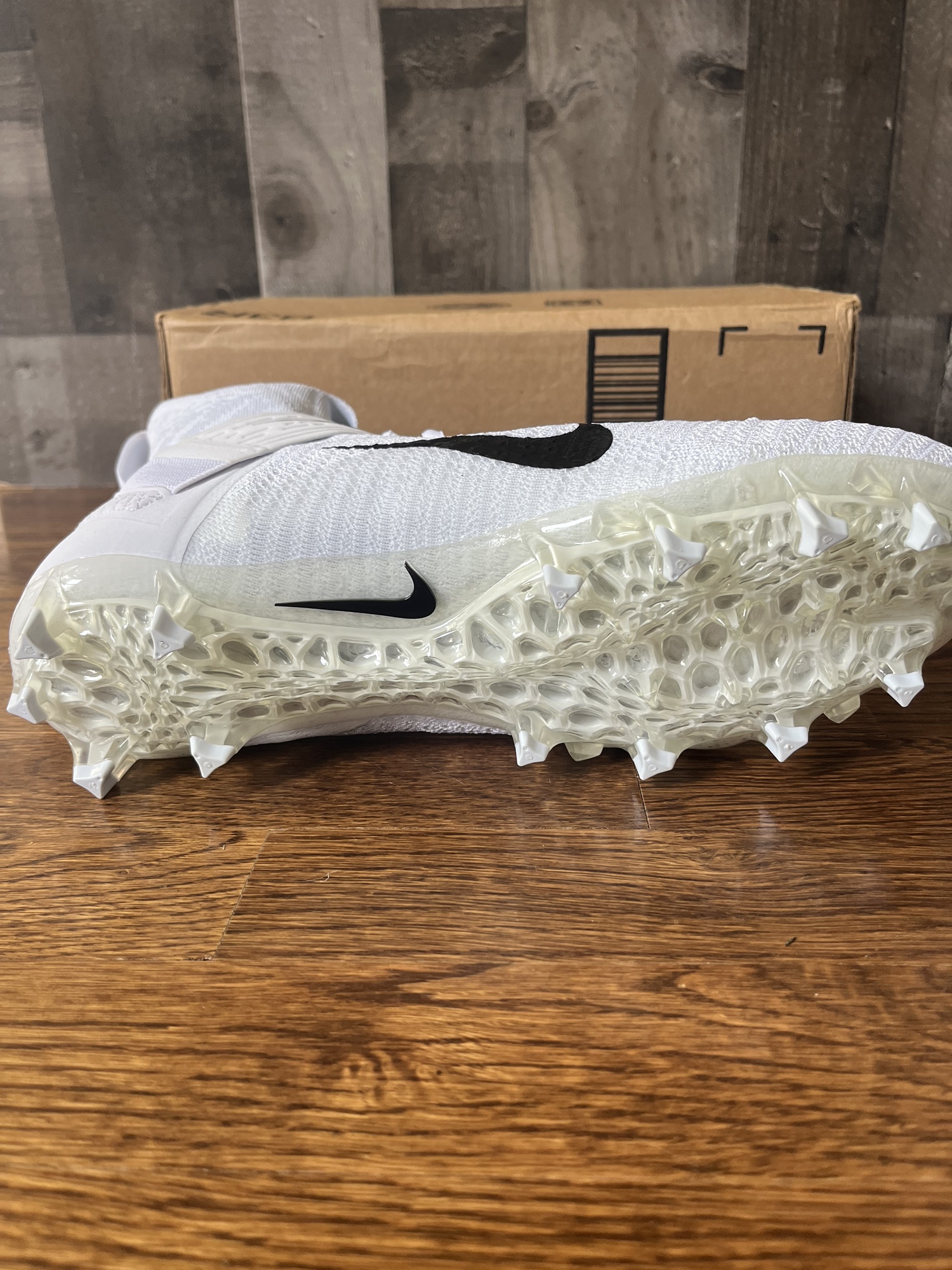 Nike Alpha Menace Elite 2 Flyknit Football Cleats AO3374-101 Men's Size ...
