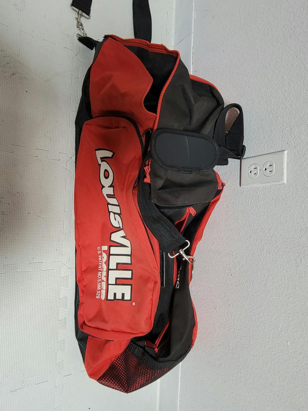 Used Louisville Slugger Locker Bag Baseball And Softball Equipment Bags ...