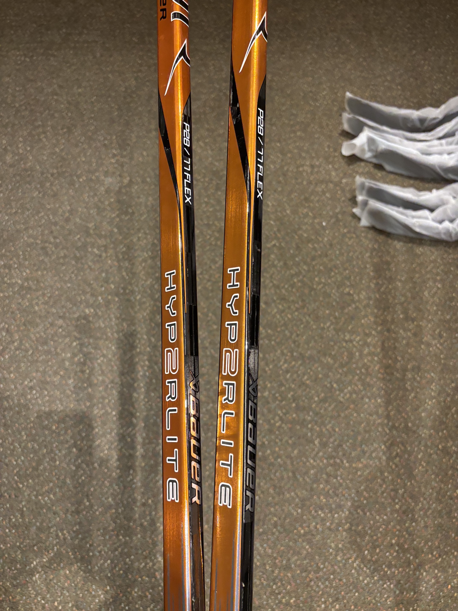 2 New Orange Senior Bauer Left Hand P28 Vapor Hyperlite 2 Hockey Stick ...