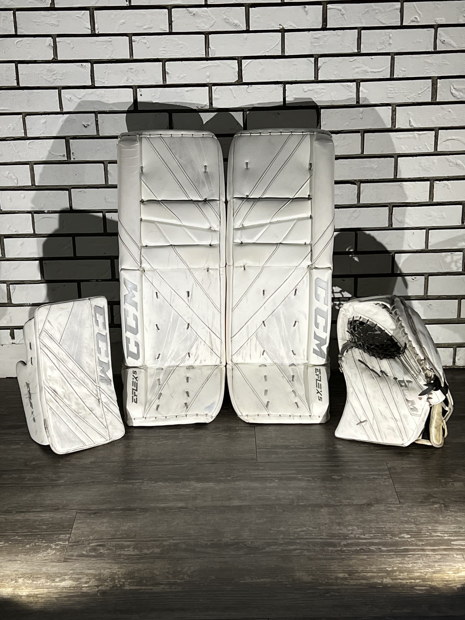 Used 34" CCM Regular Pro Stock Eflex 5 Goalie Full Set | SidelineSwap