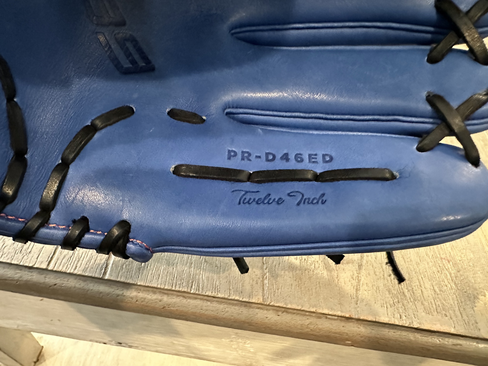 Easton Edwin Diaz model baseball glove | SidelineSwap