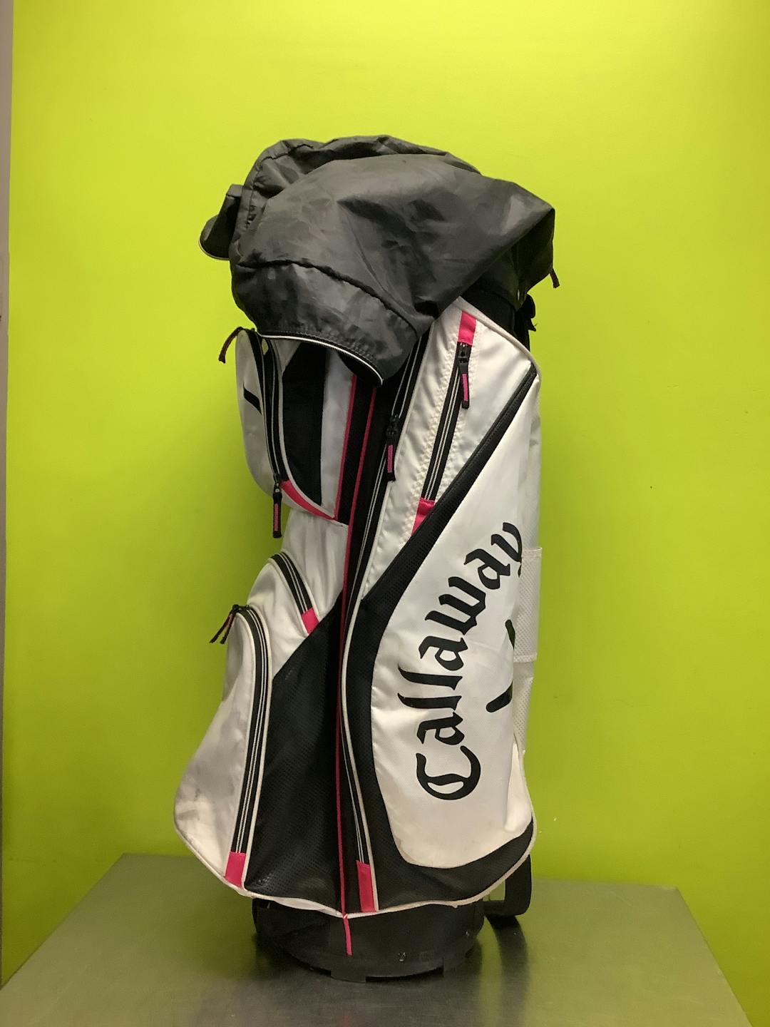 Used Callaway Womens White And Pink Bag Golf Cart Bags | SidelineSwap
