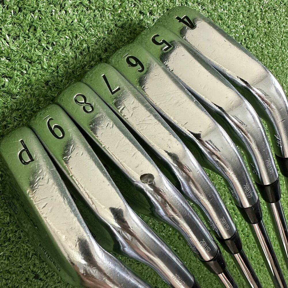 READ Titleist 716 MB AP2 716 Combo Iron Set 4-PW Project X 6.5 Extra Stiff Flex | SidelineSwap