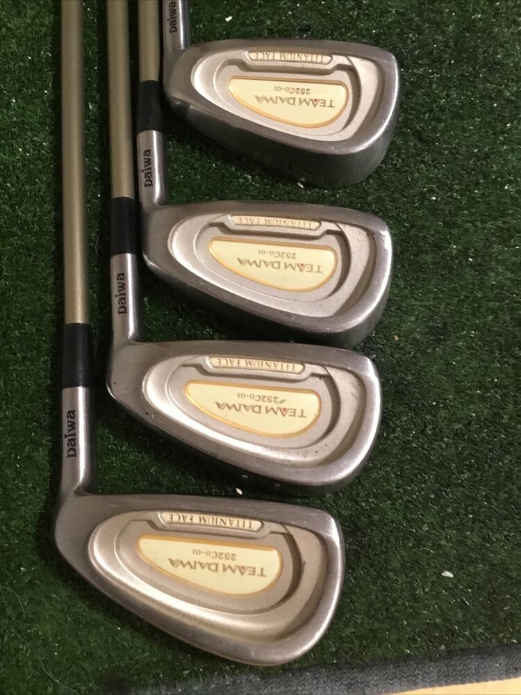 Daiwa Ladies Team Daiwa 252Co-01 Irons Set (4-PW-SW) Graphite Shafts ...