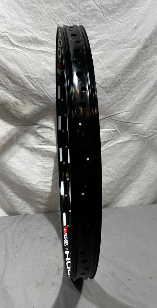 Stan's No Tubes ZTR HUGO 52 32-Hole Black Aluminum 29er Fat Bike Rim ...