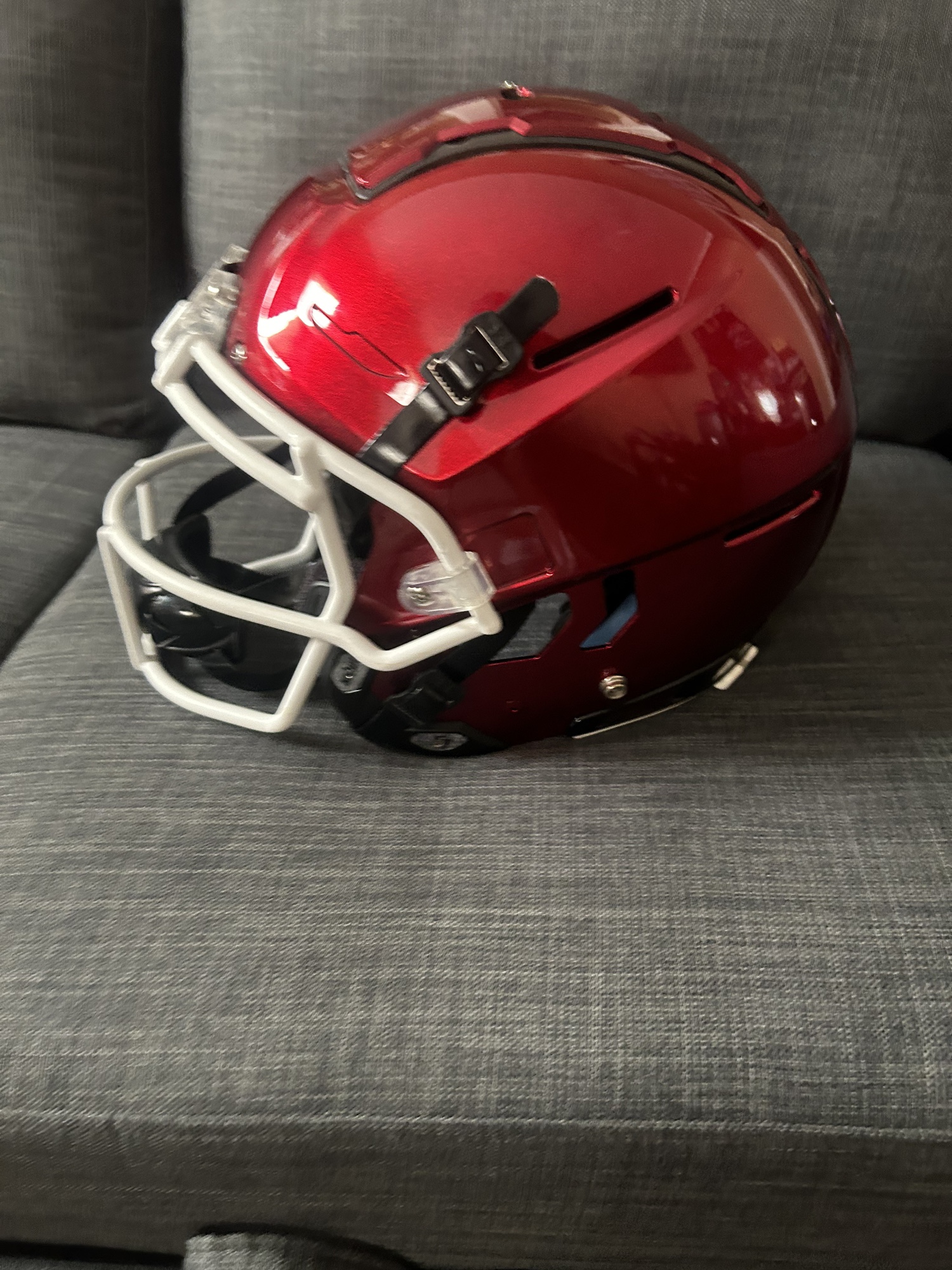 2022 Schutt F7 Football Helmet | SidelineSwap