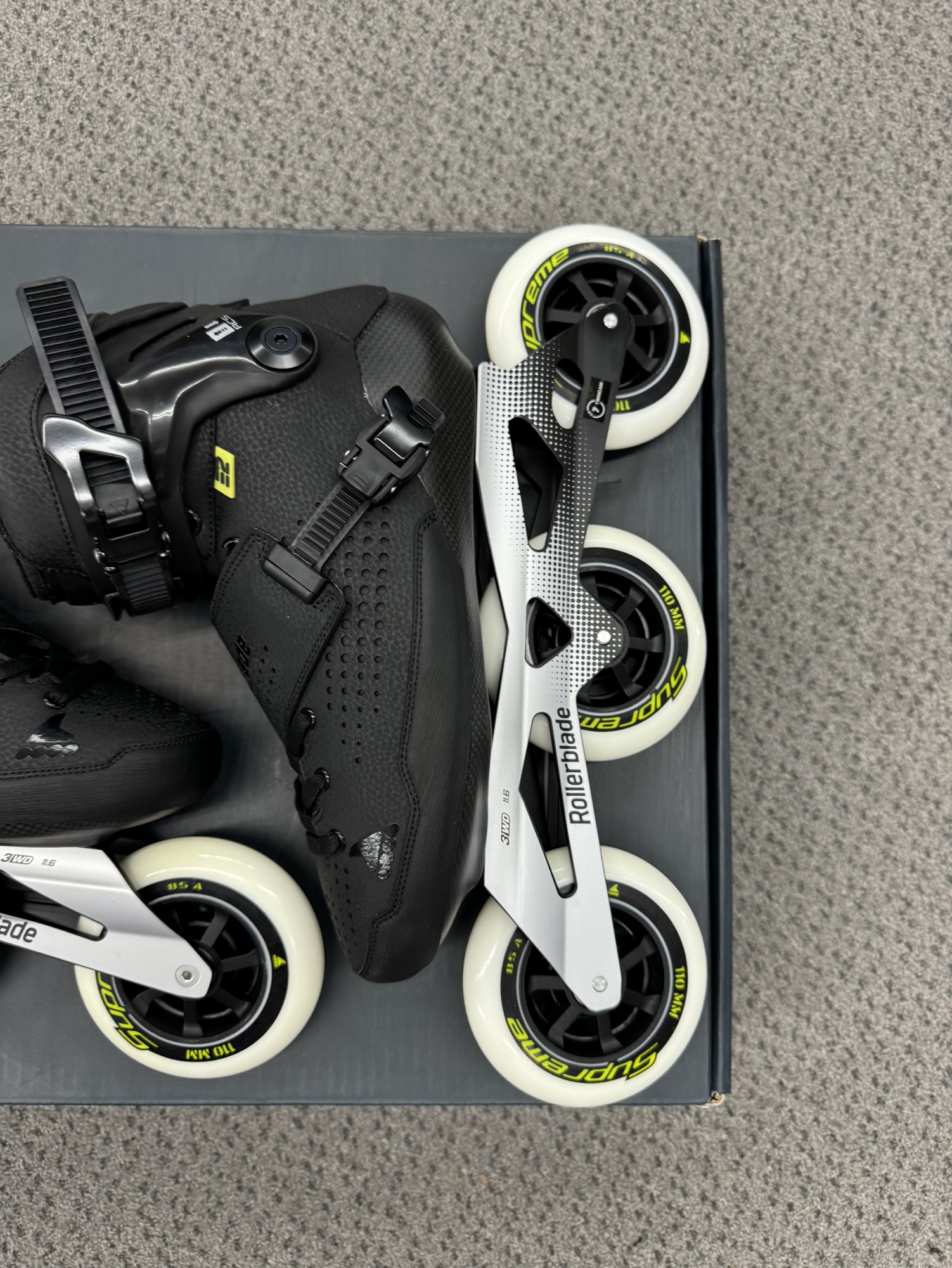 Rollerblade E2 110 size 10 inline skates | SidelineSwap