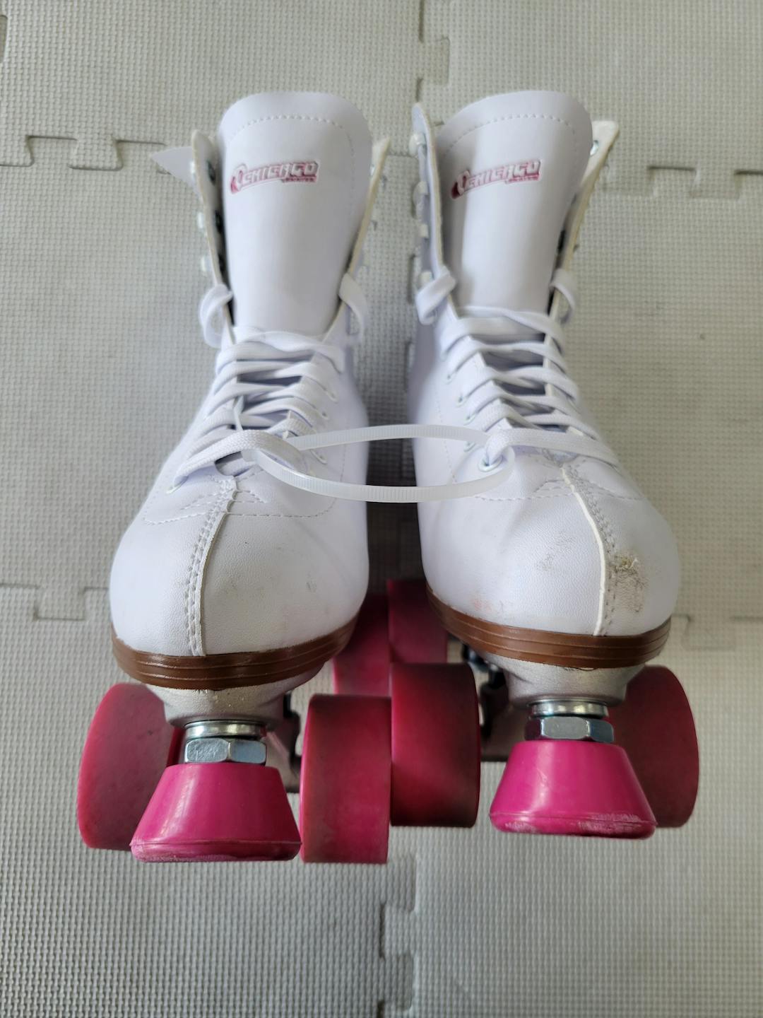 Used Chicago Chicago Ladies Skates Senior 9 Inline Skates - Roller And ... Used Chicago Chicago Ladies Skates Senior 9 Inline Skates - Roller And ...