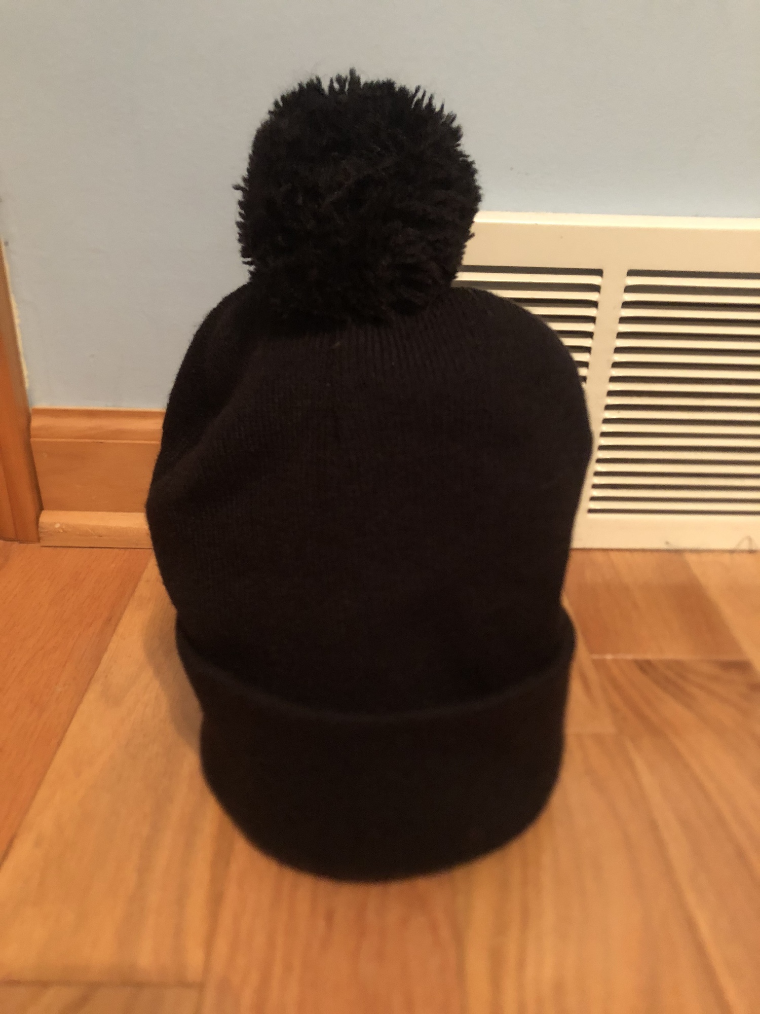 New Black Toque | SidelineSwap