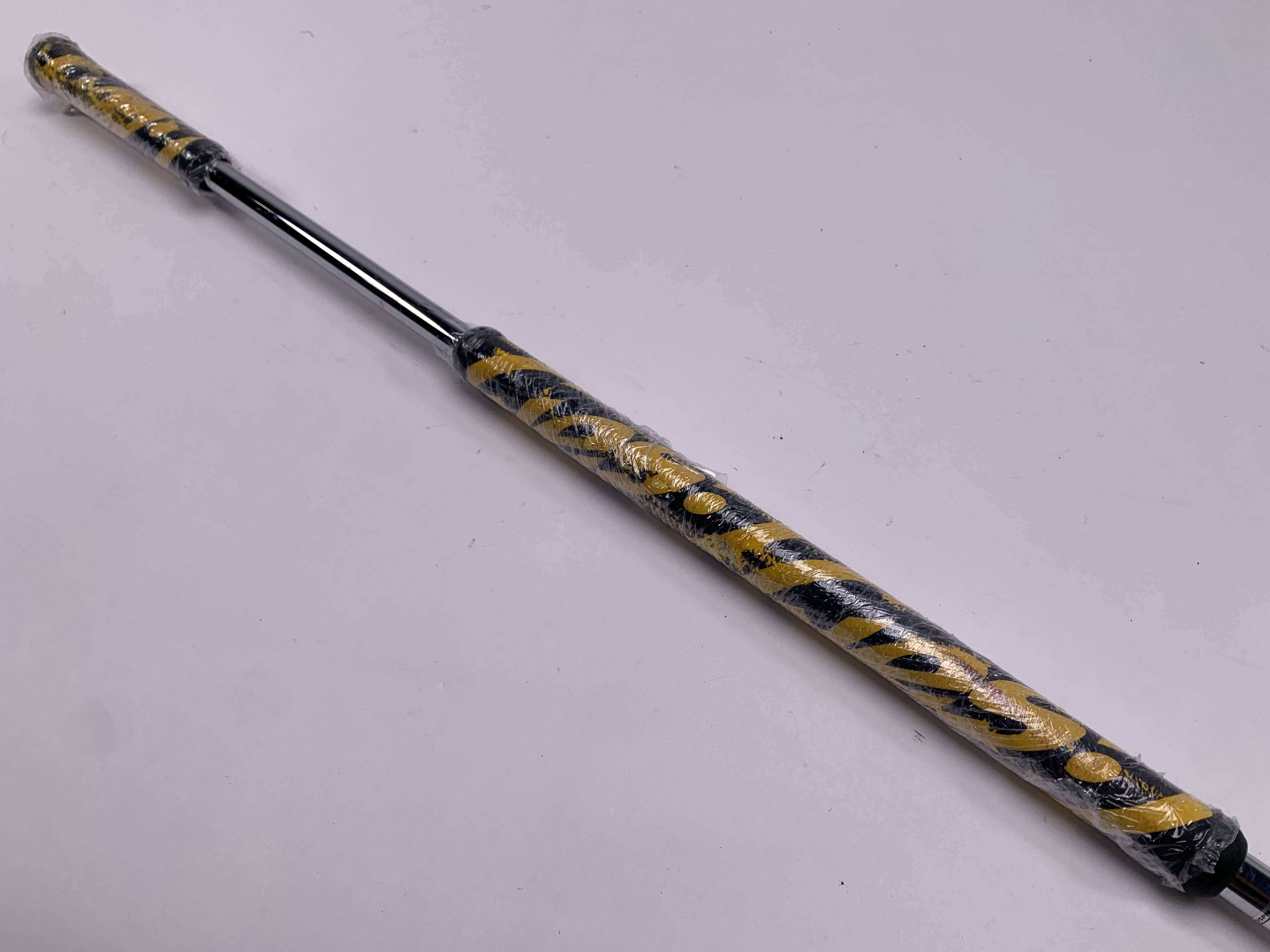 Yes Sara 12 C-Groove Long Putter 50" Mens RH - Bad Grip | SidelineSwap