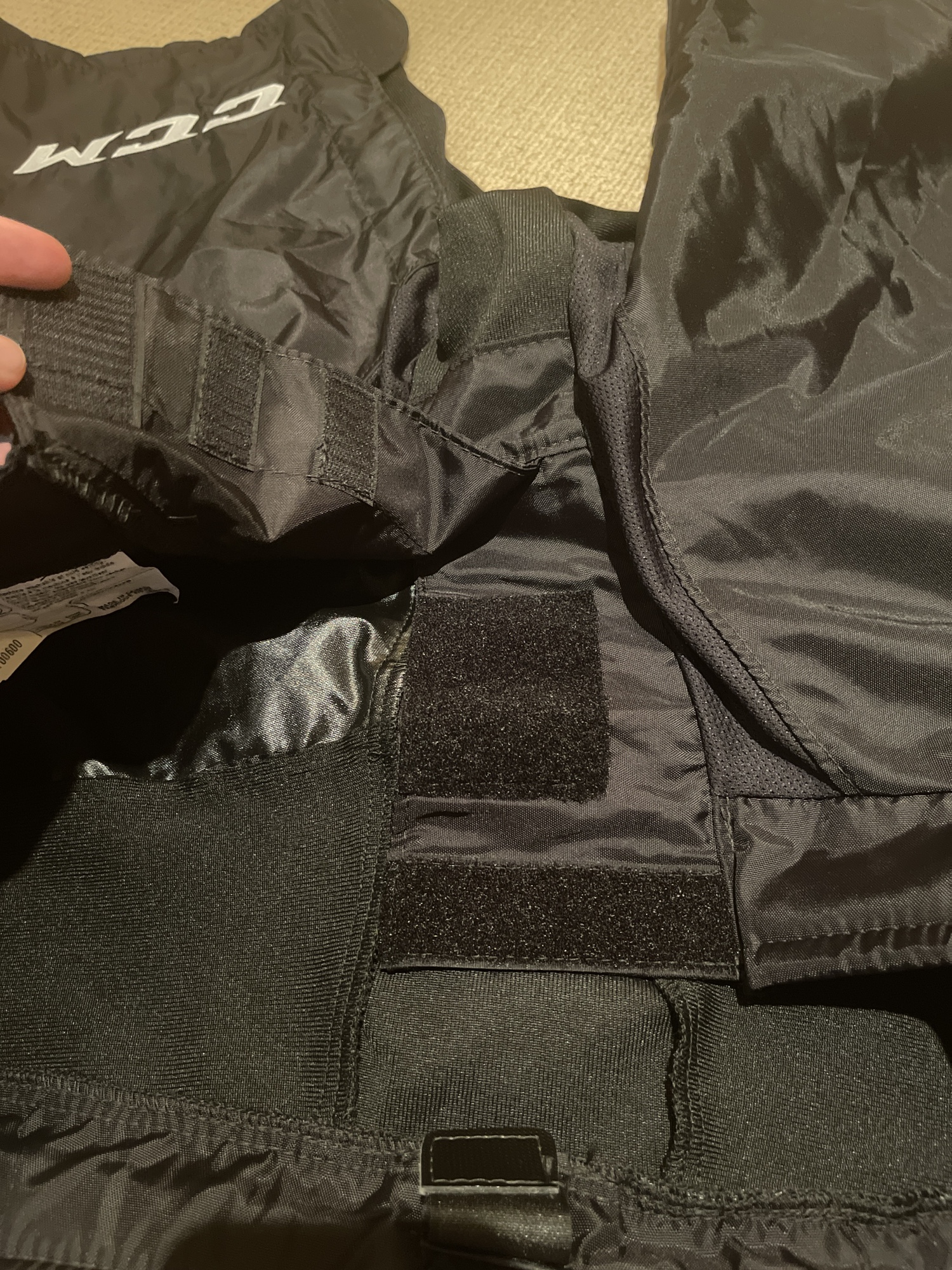 CCM 9K Black NHL Pro Stock Hockey Player Girdle Pant Shell Large Made ...